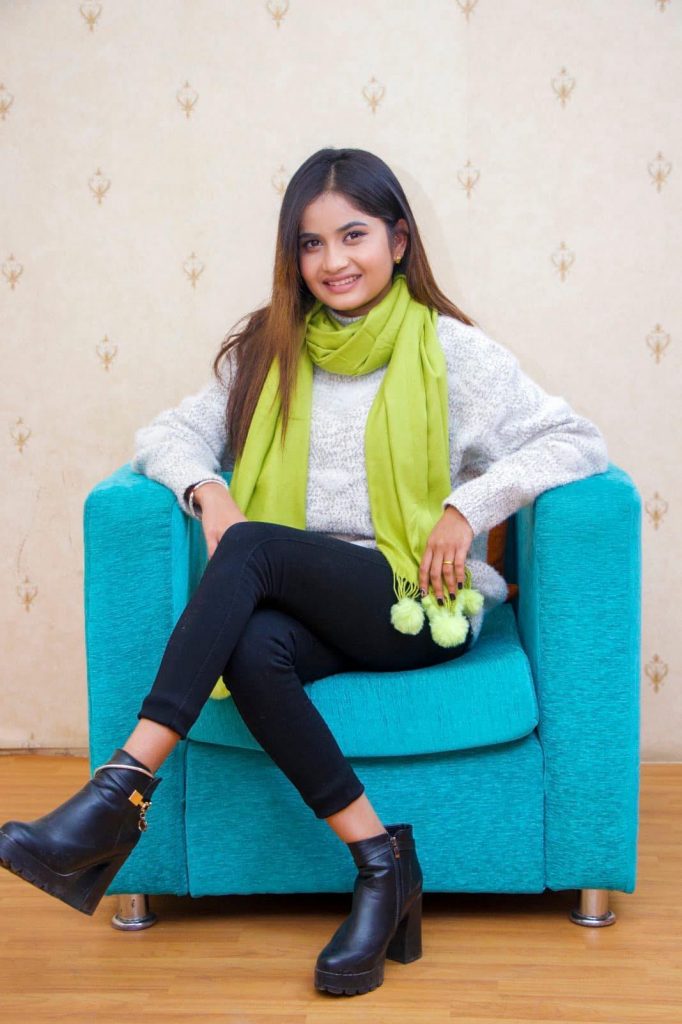 हैरान एलिना – NepalWatch