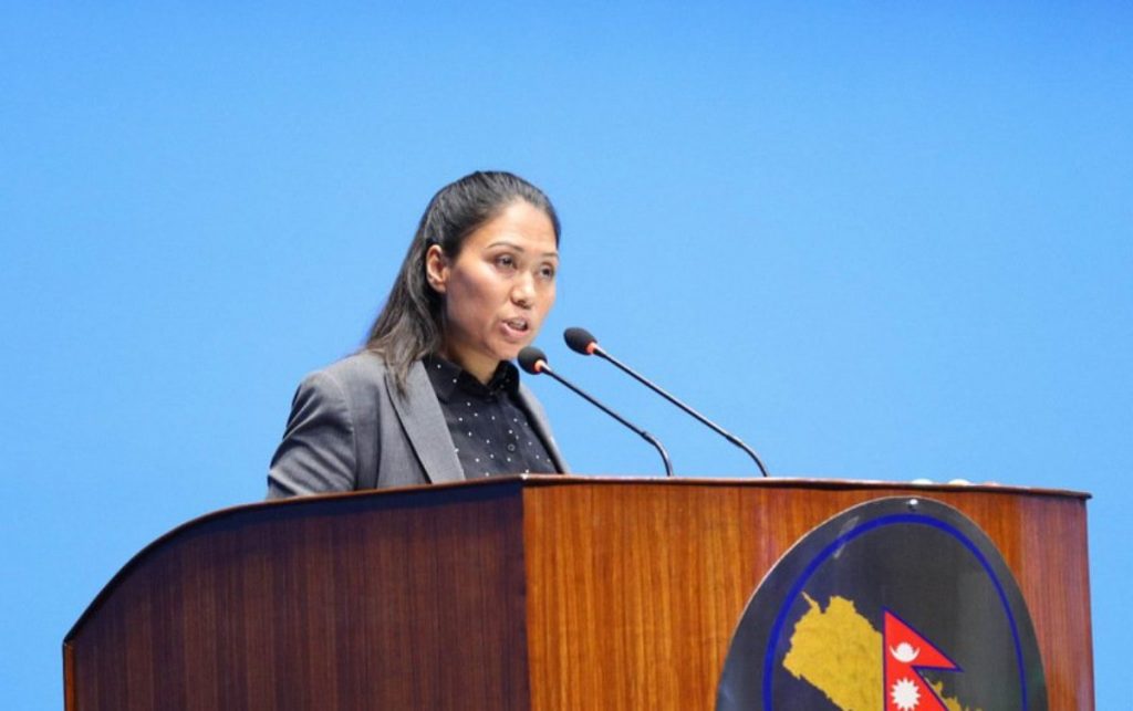 अख्तियारमा निजामती कर्मचारीलाई नपठाउन सांसद श्रेष्ठको माग – NepalWatch